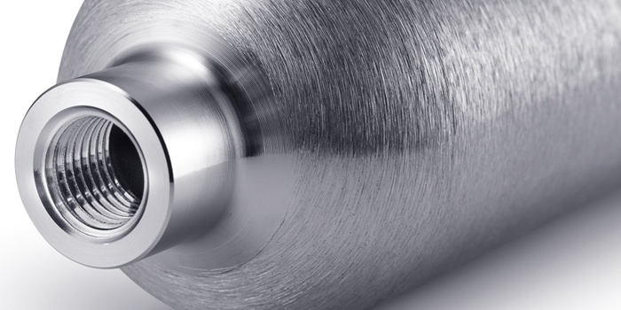 How do I Assemble and Maintain a Sample Cylinder?